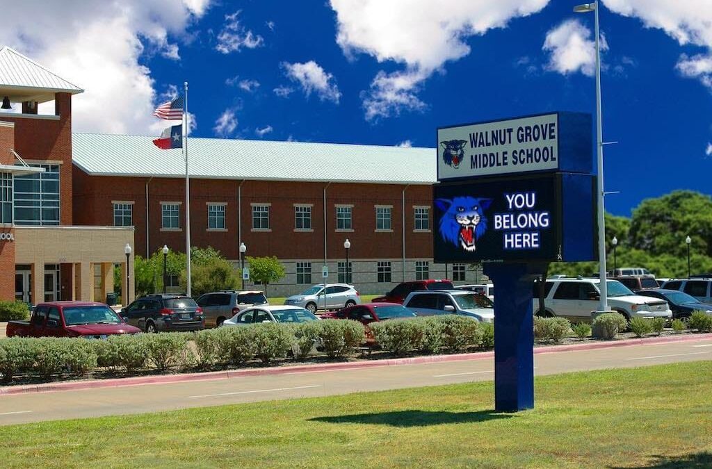 Independence KS LED Displays Archives - Highway Man Signs