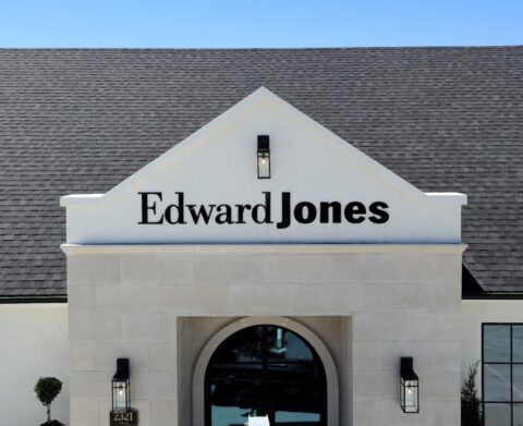 Top Tulsa Sign Company |Can You Do Any Auto Wrap